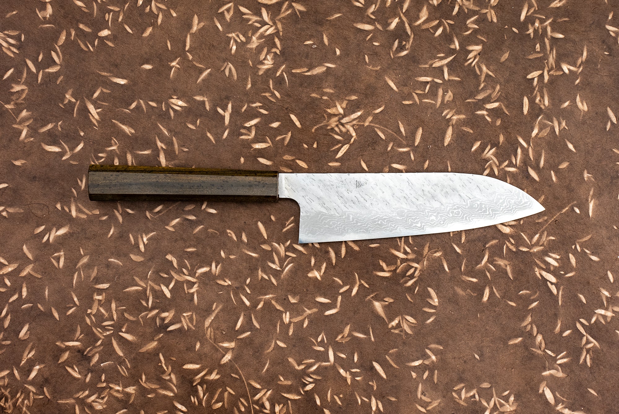 Nigara VG10 Tsuchime Damascus Santoku 180mm - Knifewear - Handcrafted ...